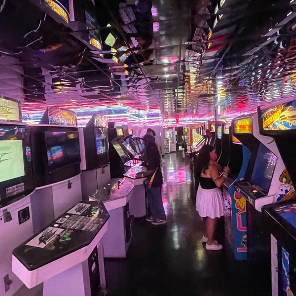 Family Fun Arcade Los Angeles