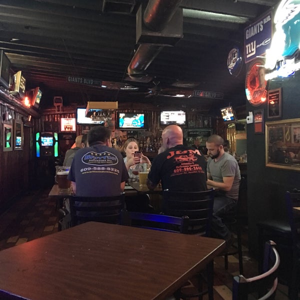 First N' Ten Sports Pub - Hamilton, NJ