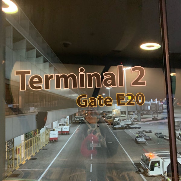 Gate E20 - Changi - 2 tips from 1134 visitors