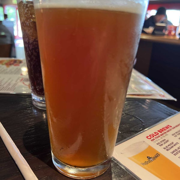 Red Robin Gourmet Burgers and Brews - Meridian - Bellingham, WA