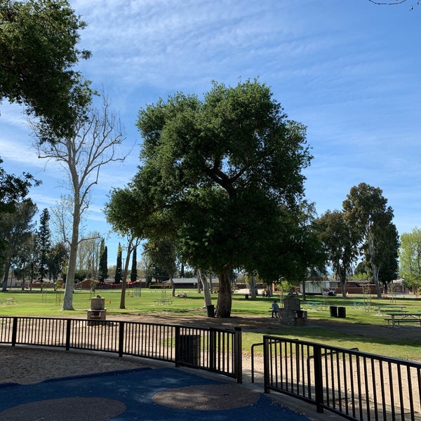 Newhall Park - Park in Santa Clarita