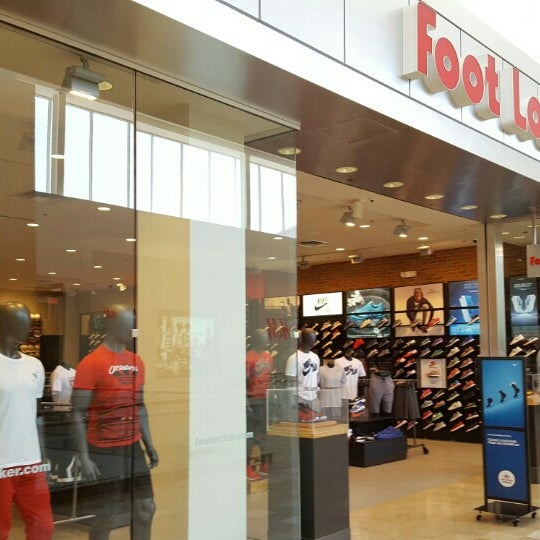 House of Hoops by Foot Locker - 1 tip from 186 visitors