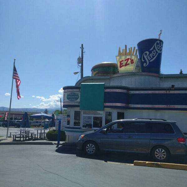 EZ's - Burger Joint in Wenatchee