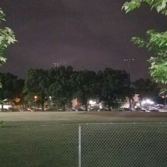 Gunston Park Softball Field - Arlington, VA