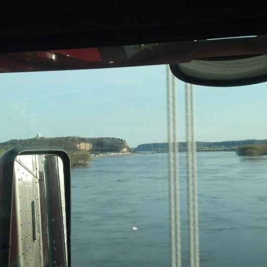 Iowa/Wisconsin State Line - Border Crossing