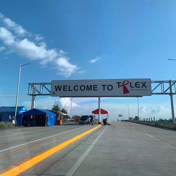 Tarlac-Pangasinan-La Union Expressway (TPLEX) - Road