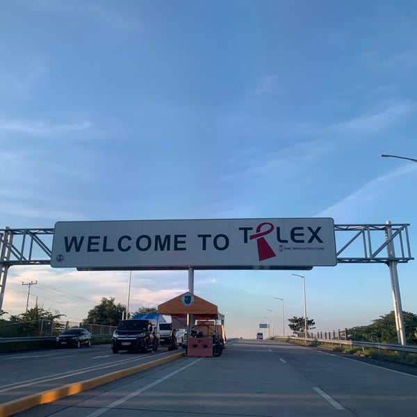 Tarlac-Pangasinan-La Union Expressway (TPLEX) - Road