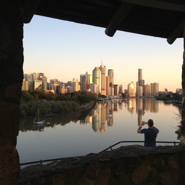 Scout Place - Park in Kangaroo Point