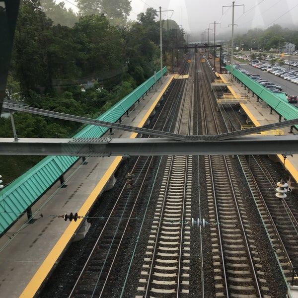 Photos at Halethorpe MARC Station - Halethorpe - 8 tips from 805 visitors