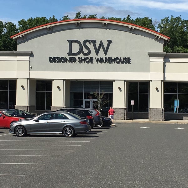 DSW Designer Shoe Warehouse - 1 tip