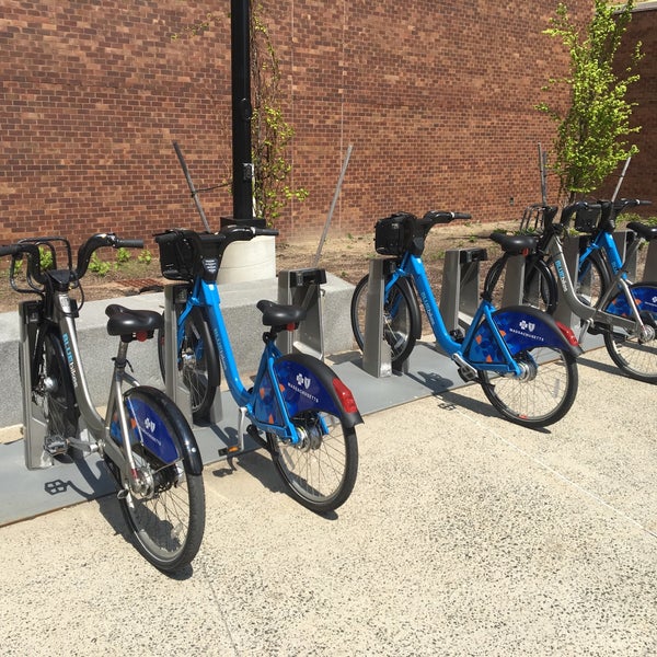 UMass Boston Healey Library - Dorchester - Boston, MA