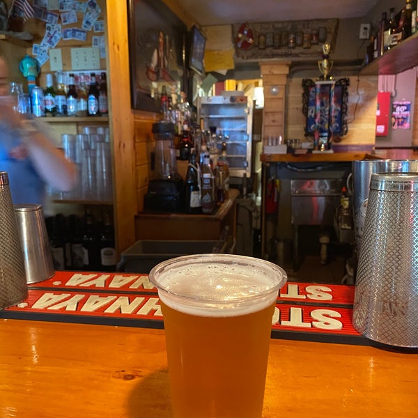 Poor People's Pub - Bar