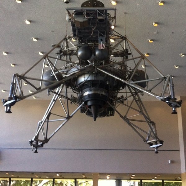 NASA JSC Building 2N - Government Building in Houston