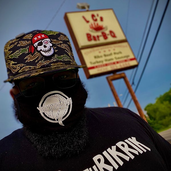 LC's Bar-B-Q - 5800 Blue Pkwy