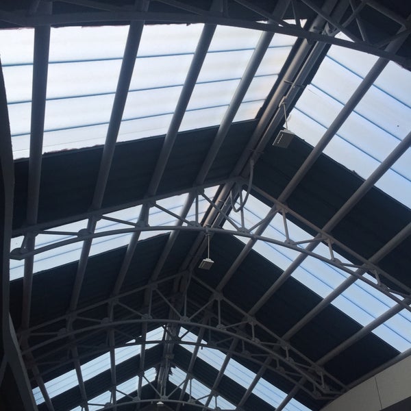 Escala (Plaza Morelia) - Shopping Mall in Morelia