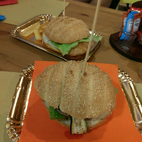 Malu Street Food - lungomare Europa, 74