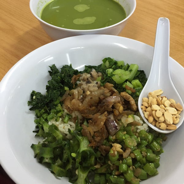 Soon Lee Coffee Shop - 68 tips