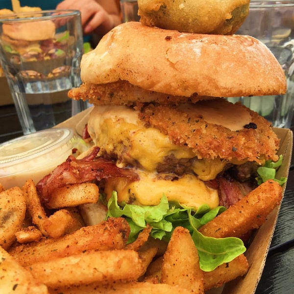 Chef's Kitchen & Cafe (Now Closed) - Burger Joint