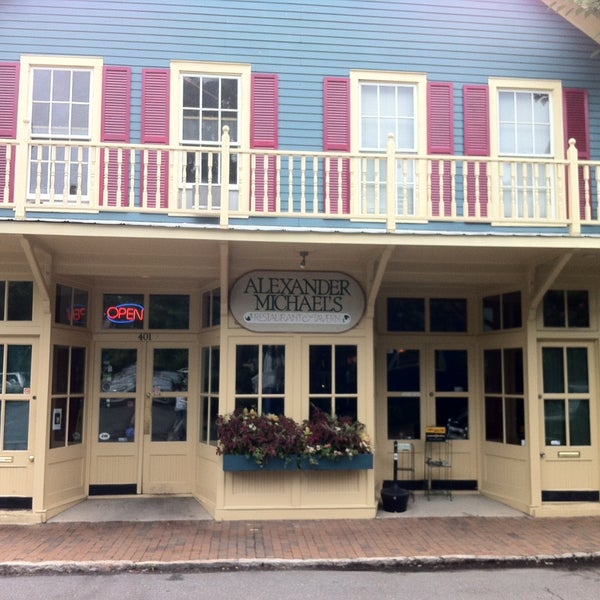 Alexander Michael's - Fourth Ward - 48 tips