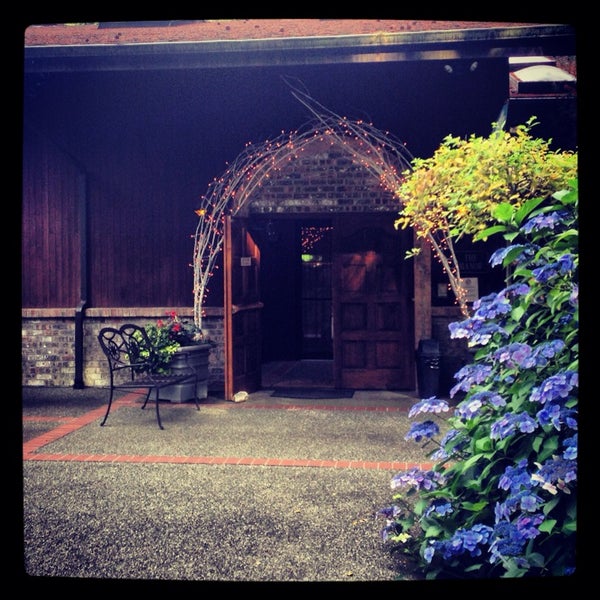 The Manor (Now Closed) - Night Club