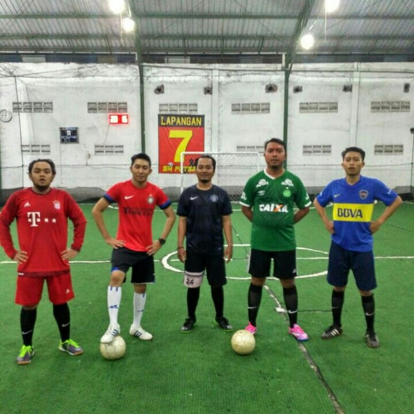 Zona SM Futsal - Soccer Field in Malang