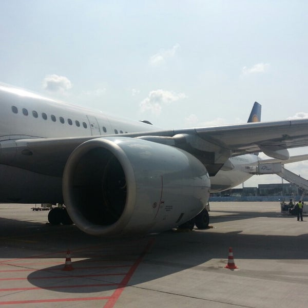 Lufthansa Flight LH 422 - Plane in Frankfurt