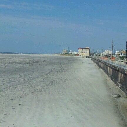 Sea Wall - 700 E Brigantine Ave
