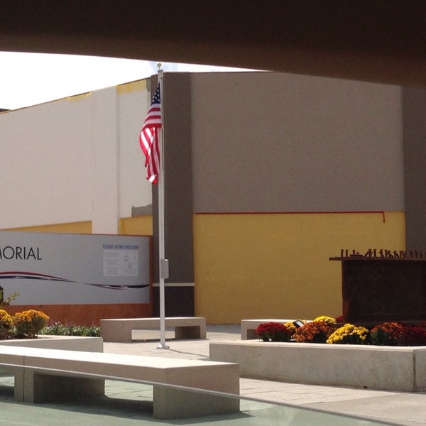 Photos at The Shoppes at Parma - Shopping Mall