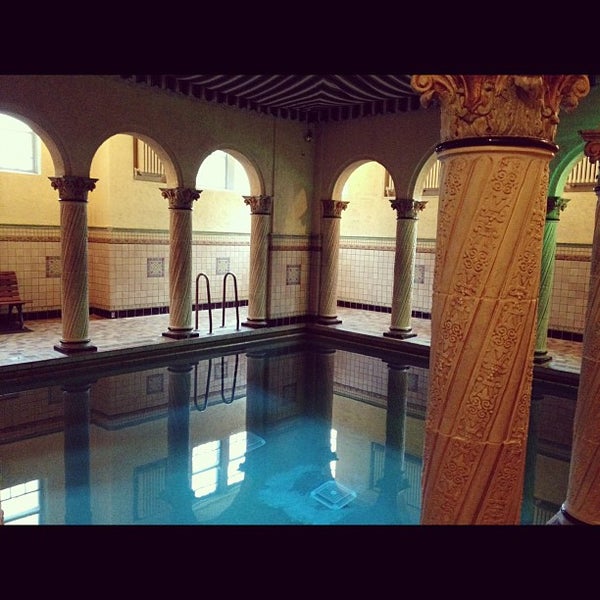 The Pool at the Park Gables - Pool in Chicago