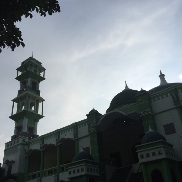 Masjid Agung Raudlatul Jannah - Mosque