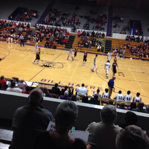 Muncie Fieldhouse - 4 tips