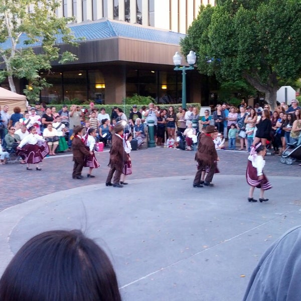 Redlands City Market Night - Food Truck in Downtown Redlands