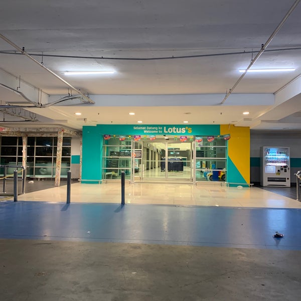 Lotus's - Johor Bahru, Johor