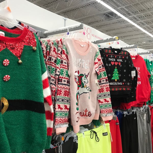 Walmart - 21 tips from 2703 visitors