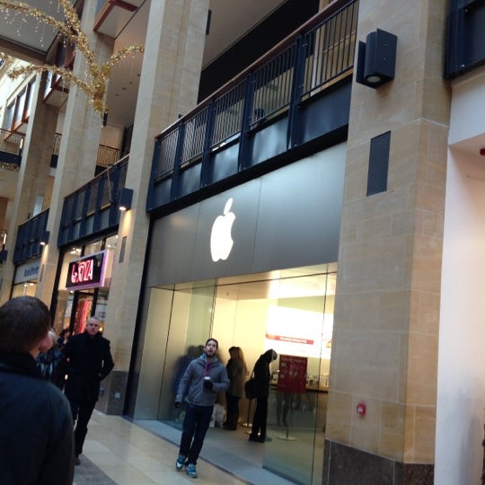 Photos at Apple Grand Arcade - Cambridge, Cambridgeshire