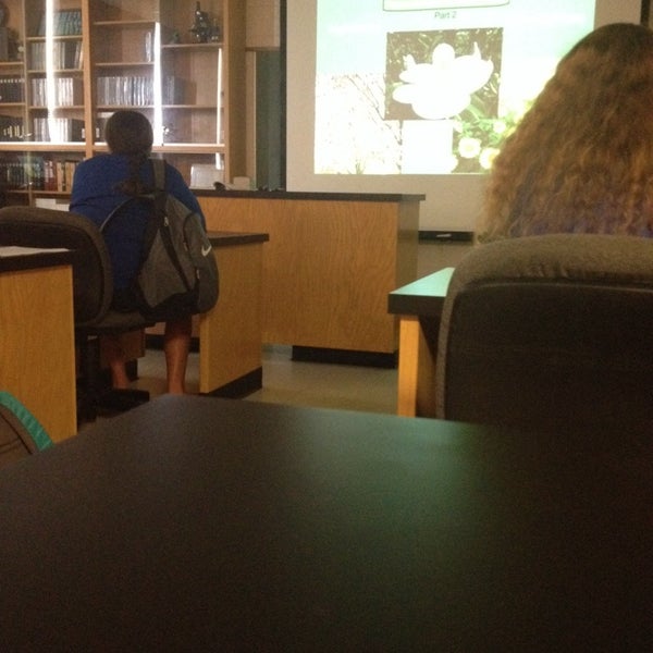 Oliphant Hall - College Arts Building in T