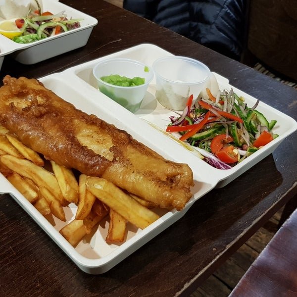 Knights Tafarn - Gastropub in Narberth