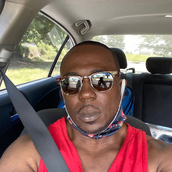 Gate B14 - Airport Gate