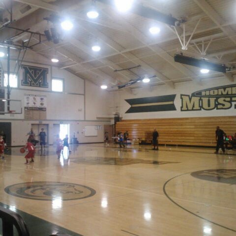 Monterey Trail High School - 8661 Power Inn Rd