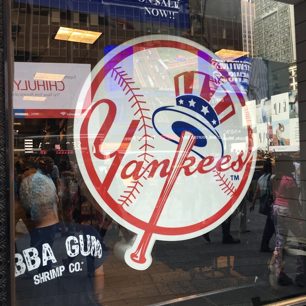 Yankees Clubhouse - Sporting Goods Retail in New York