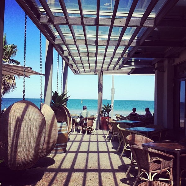 Republica - 31 tips from 2418 visitors