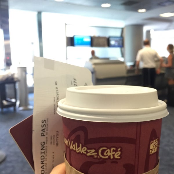 Gate D20 - Miami International Airport - 6 tips