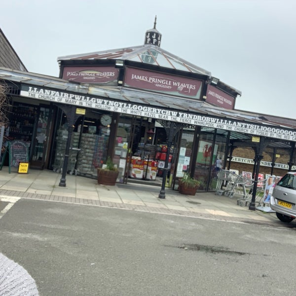 James Pringle Weavers of Llanfairpwll - Department Store in Llanfairpwll