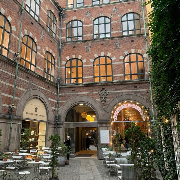 The Royal Smushi Café (Now Closed) - Indre By - København K, Region ...