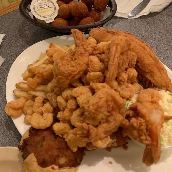 Captain Steve's Family Seafood Restaurant - Seafood Restaurant