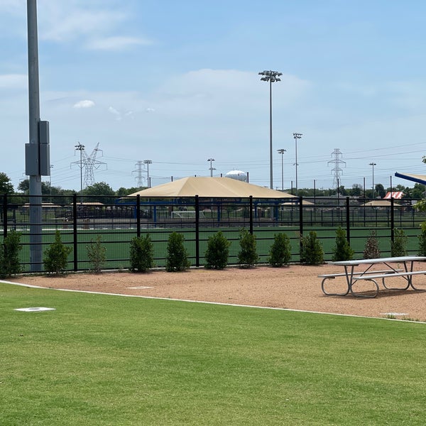 Carpenter Park - 6701 Coit Rd