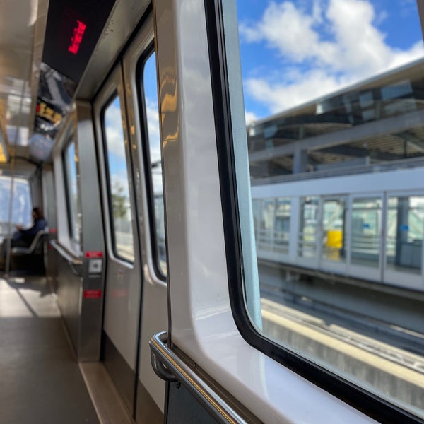 SFO AirTrain Station - West Field Road - 13 tips