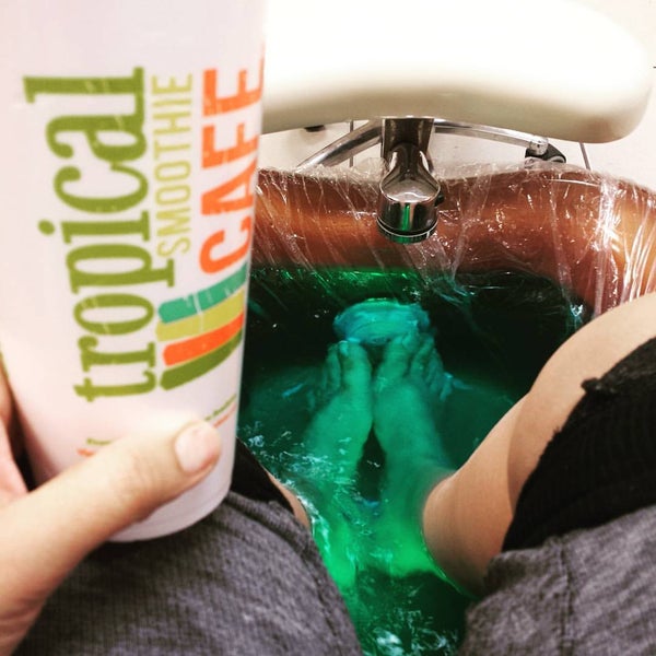 Perfect 10 nails - Cosmetics Store in Clark