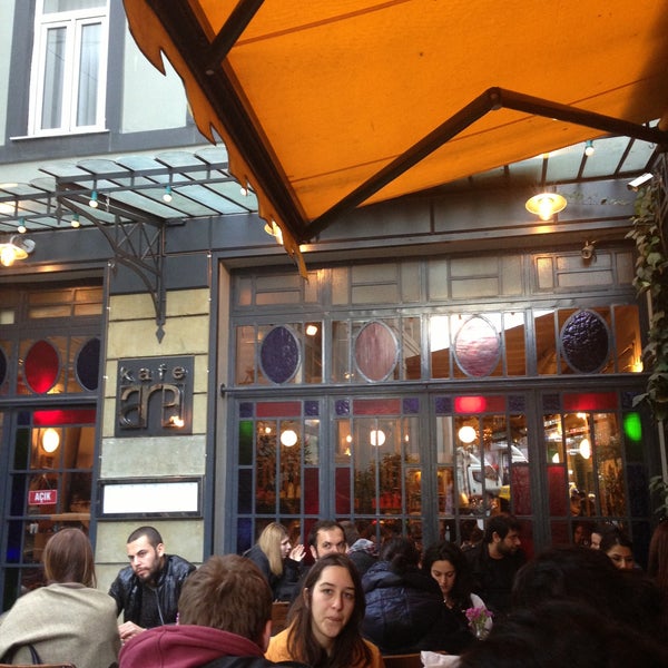 Ara Kafe - Tomtom - 1098 tips from 70343 visitors