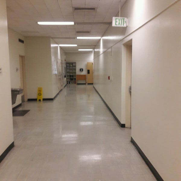 Bainer Hall - California Ave